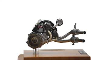 CMC-Classic Model Cars Mercedes-Benz 300 SLR Engine with Showcase 1:18 ...